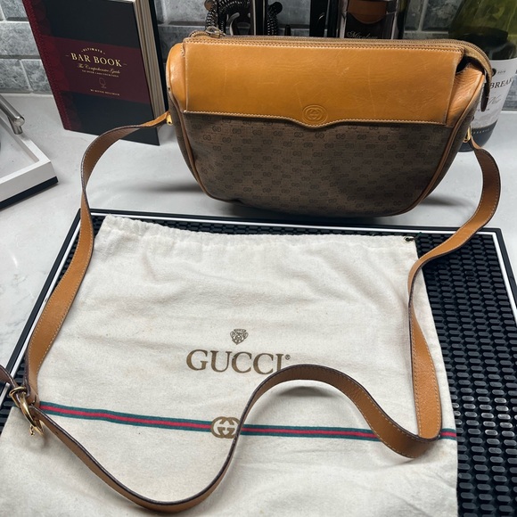 Gucci | Bags | Gucci Crossbody | Poshmark